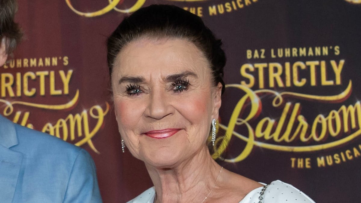 Inge Juul Hansen havde kæresten med til premiere: Hånd i hånd på den ...