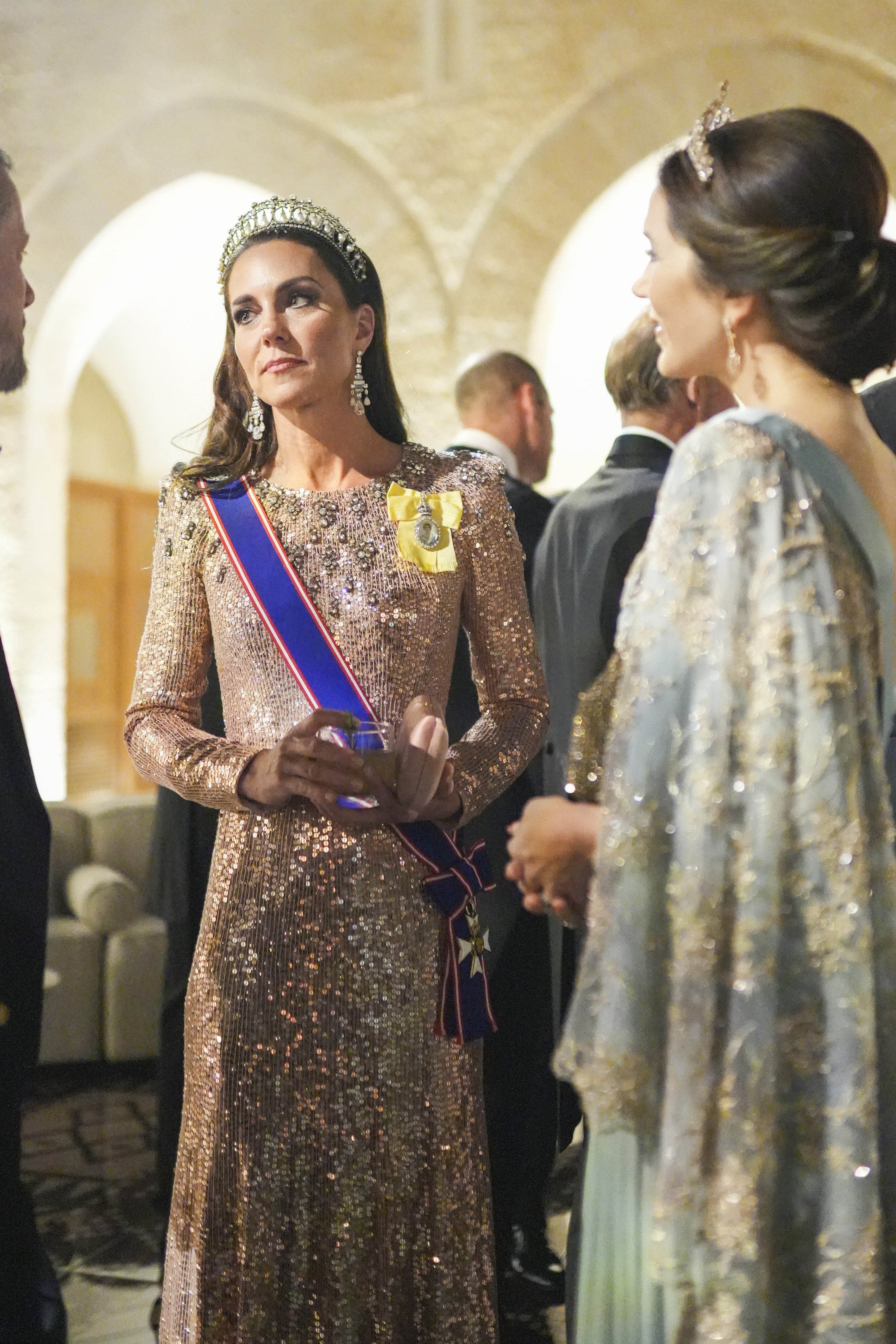 Glitrende succes! Dronning Mary, prinsesse Marie og prinsesse Catherine ...
