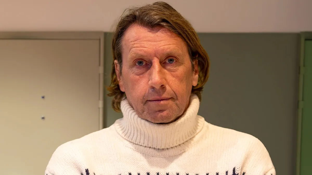 Jamen, er det ikke? Anders Agger nyder sommeren med en anden kendt tv ...