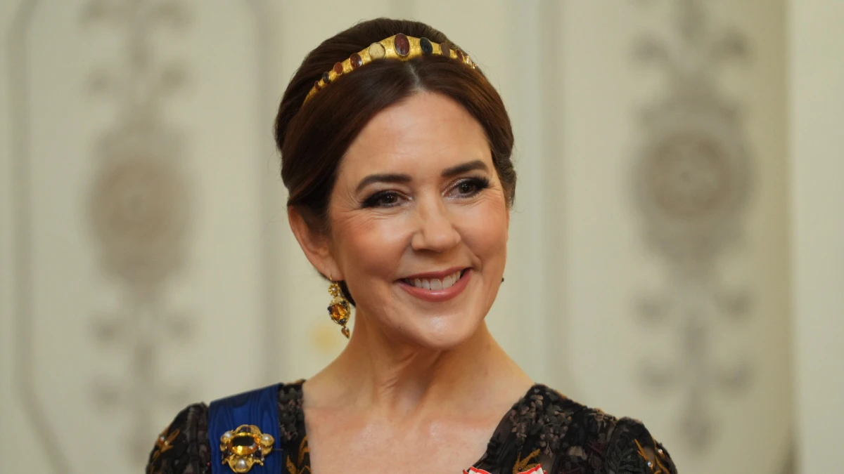 Hvor er det smart tænkt: Sådan gjorde dronning Mary sit look endnu mere ...
