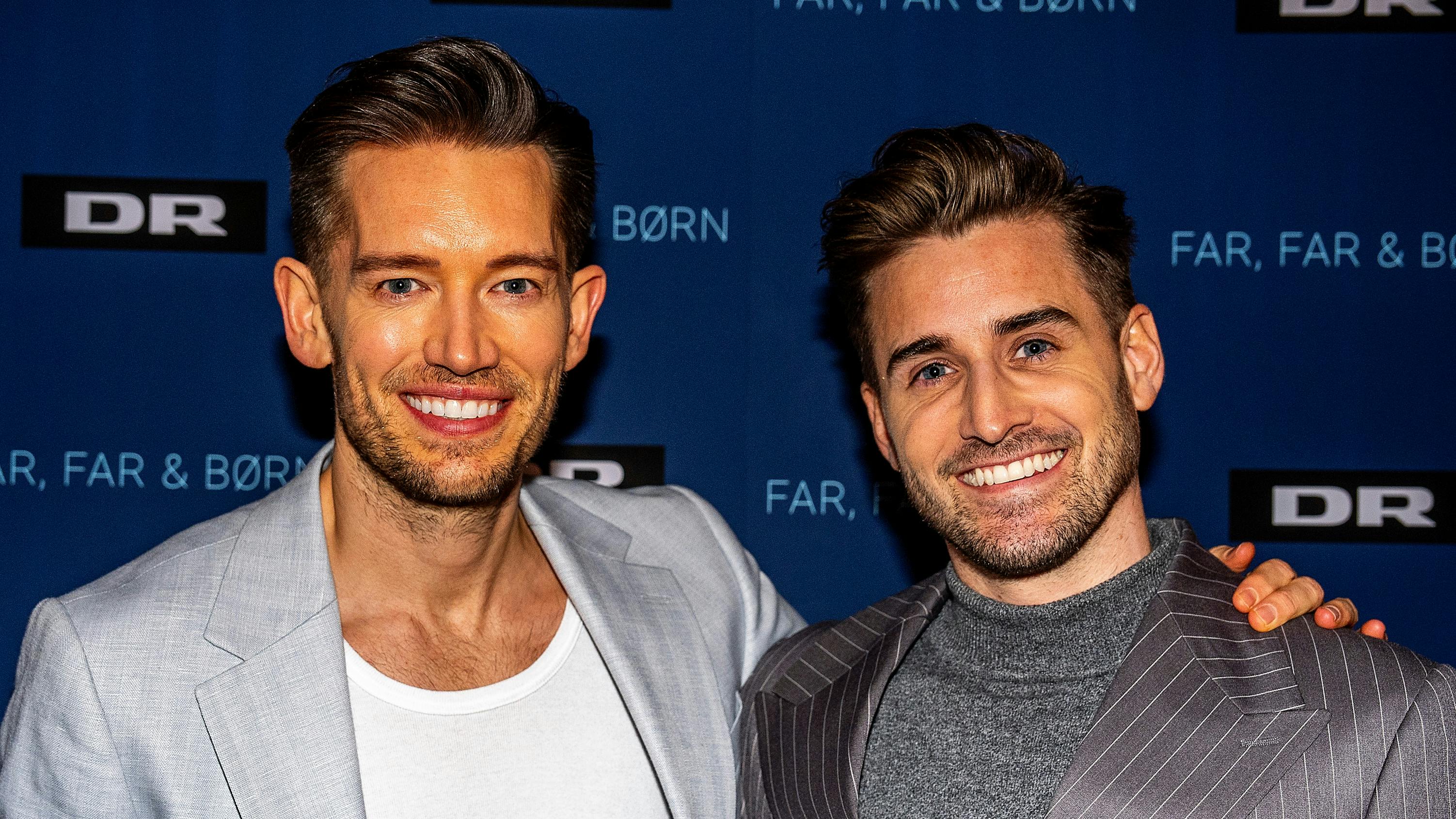 Skønne billeder: Morten Kjeldgaard og Frederik Hauns tvillinger jubler over gensyn med farmor ...