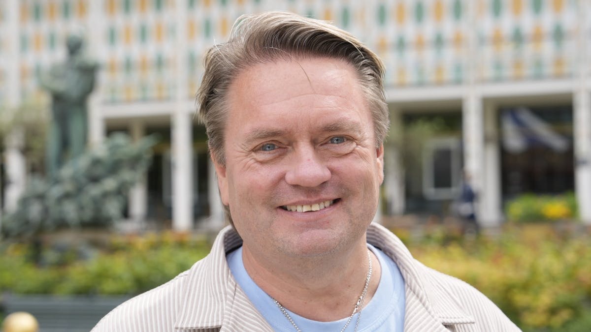 Johnny Hansen står i front for sit eget tv-program: Det lægger pres på ...