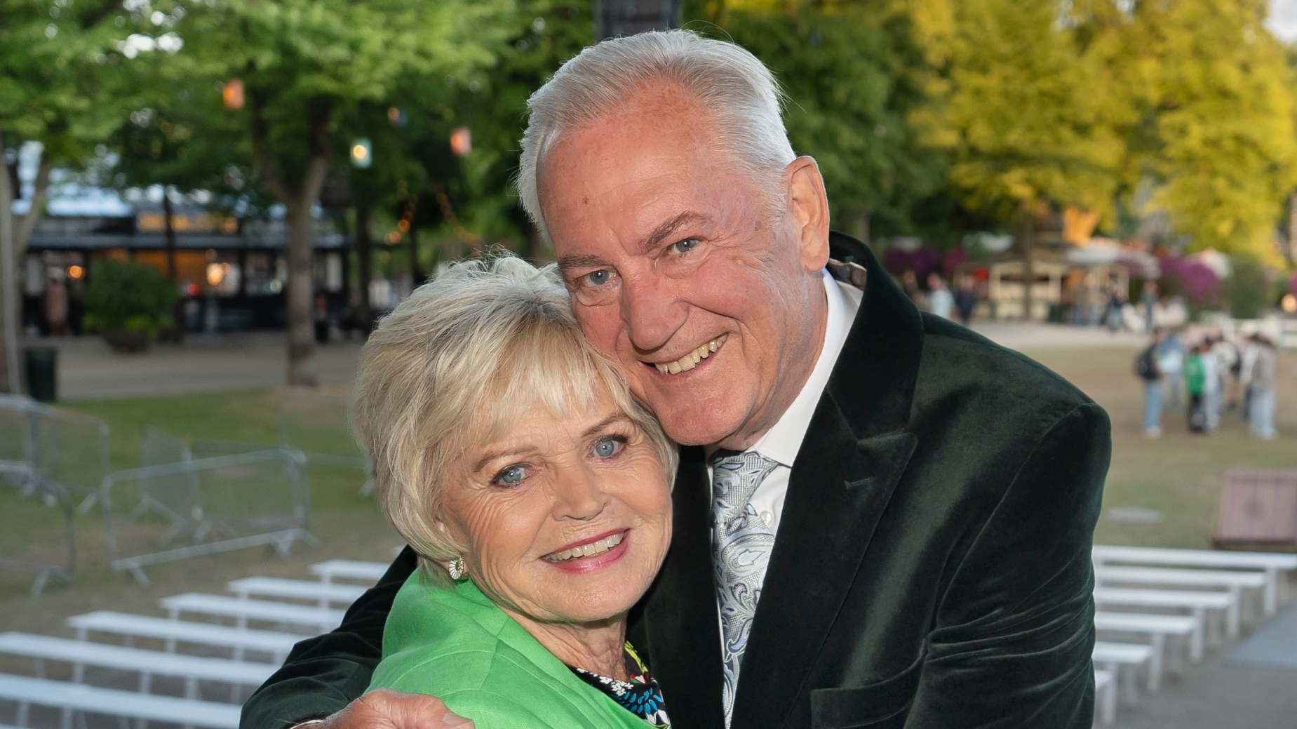 Du kan godt glæde dig! TV 2 bekræfter nyt program med Keld og Hilda ...