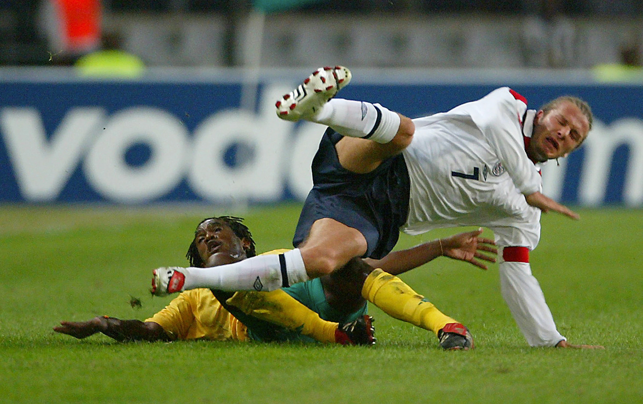 Kom til skade for 22 år siden: Nu er David Beckham blevet opereret ...