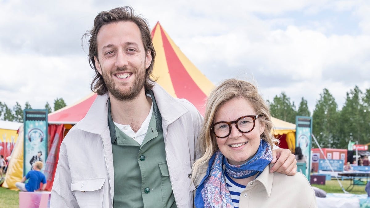 Sisse Sejr-Nørgaard og Esben Bjerre viste kærligheden frem | BILLED-BLADET