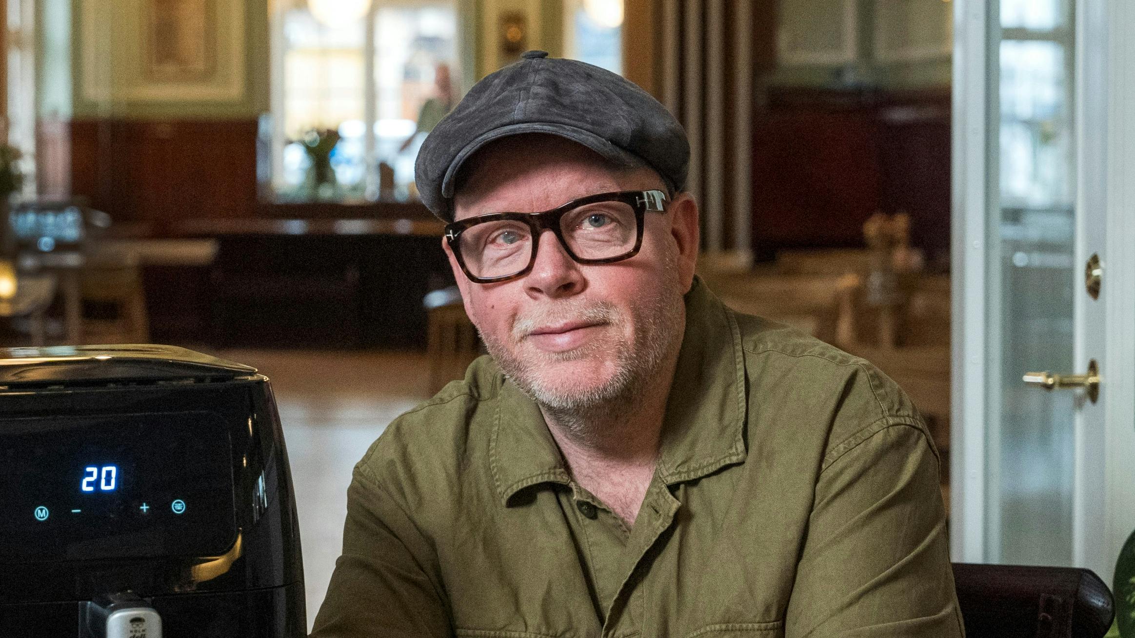 TV-kokken Claus Holm i tårer på morgen-tv | BILLED-BLADET