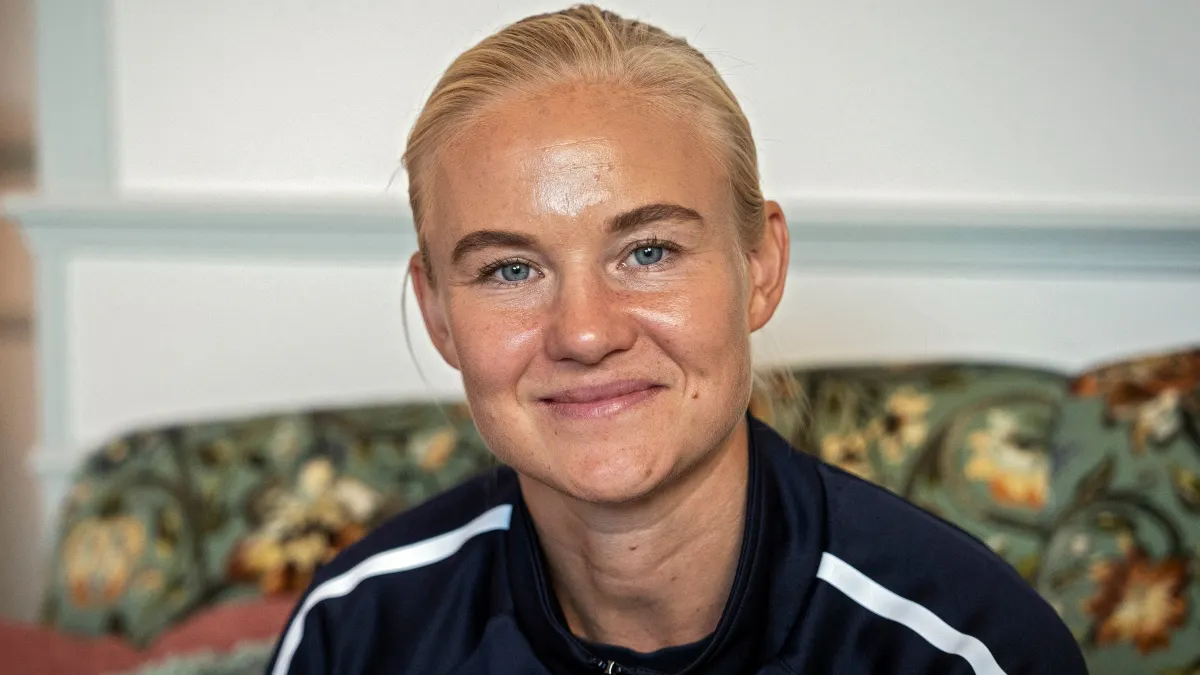 Dansk fodboldstjerne vækker stor opsigt: Pernille Harder trækker i den ...