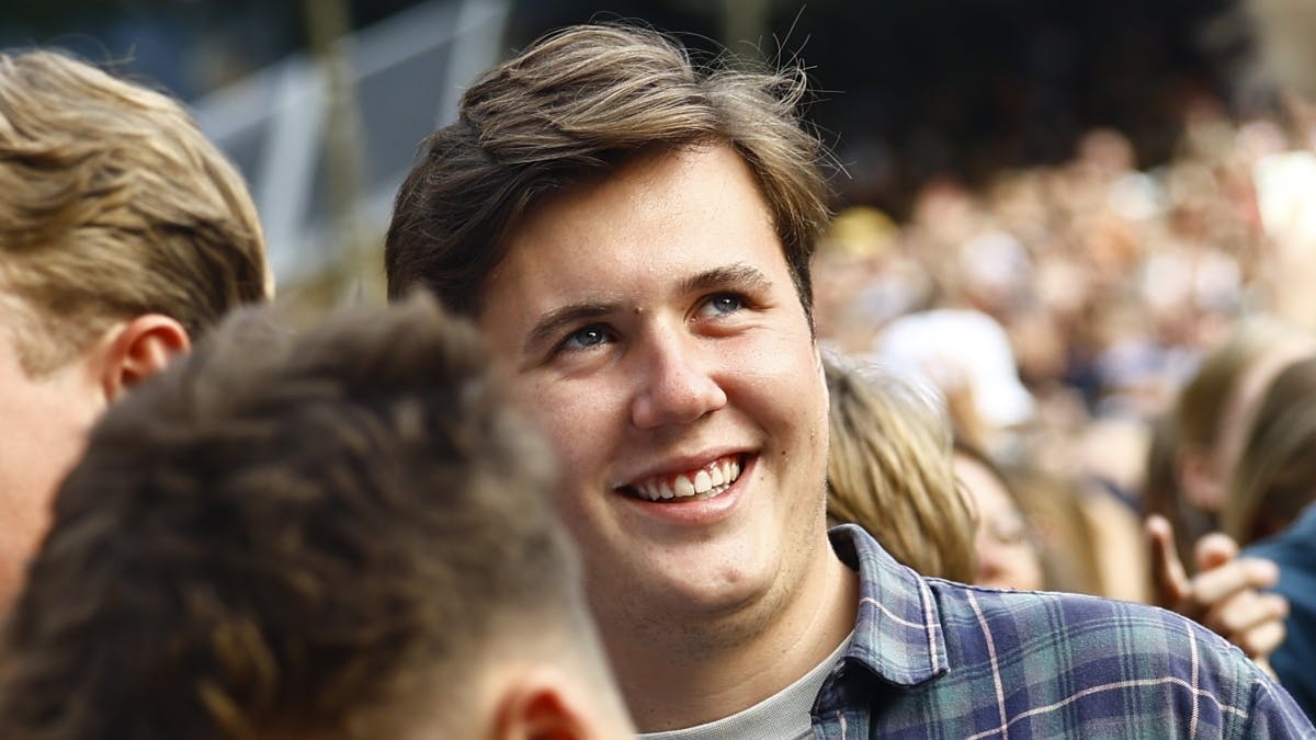 Måtte forevige øjeblikket: Kronprins Christian fandt mobilen frem ...