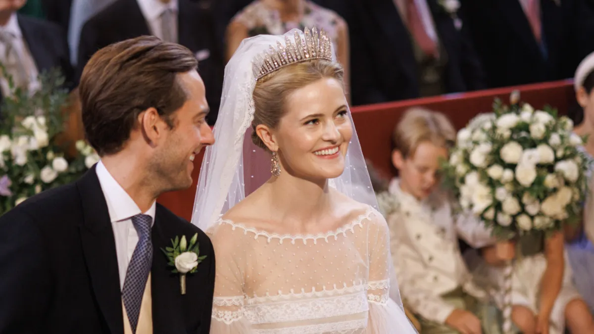Prinsesse Marie Caroline med glimtende bryllupsdiadem: Her er alle ...