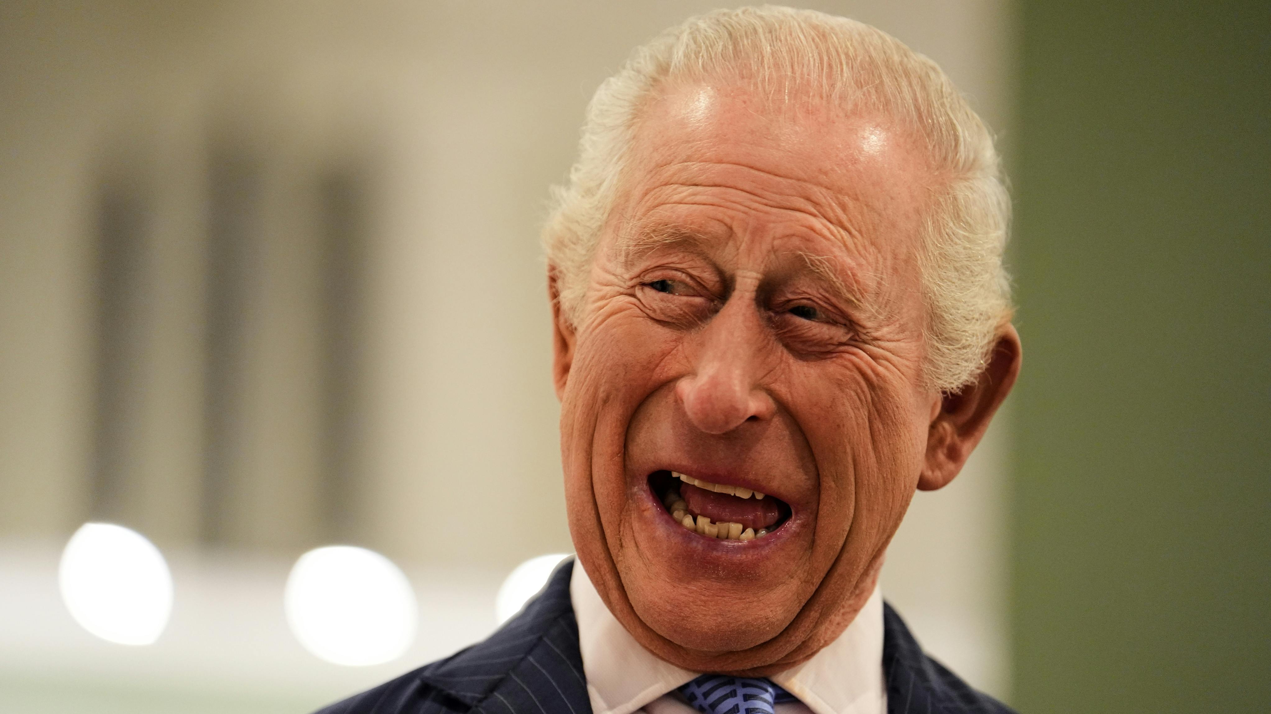 Kong Charles fik usædvanlig gæst på Clarence House: Trampede på hækken ...