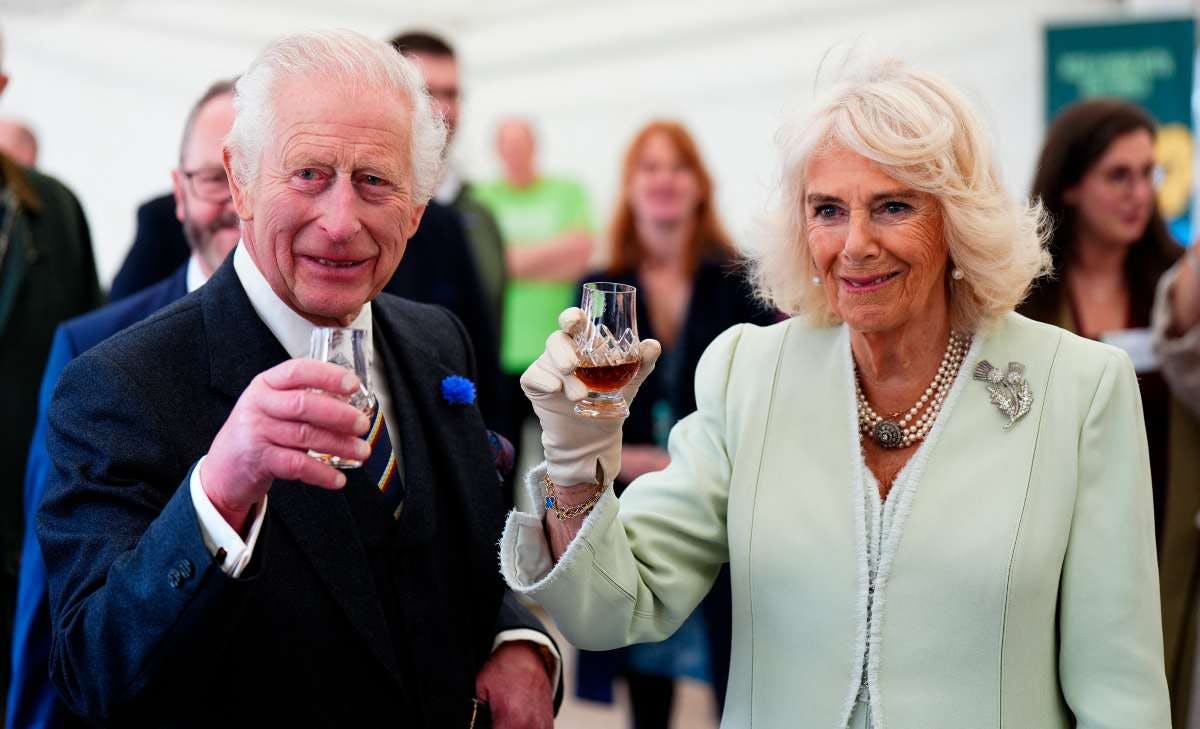 Håbet lever: Vil kong Charles indføre national fridag denne dag ...