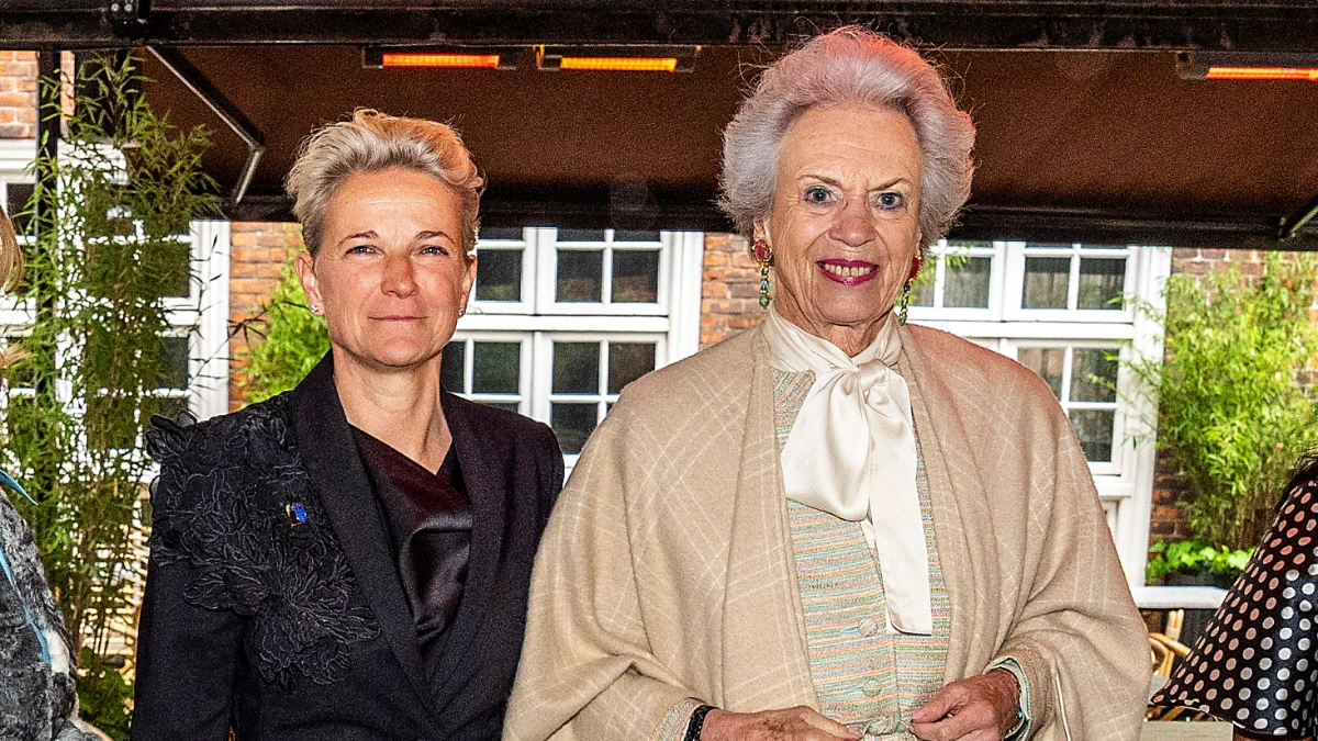 Jubel over kæmpe succes: Prinsesse Benedikte i højt humør på flot aften ...