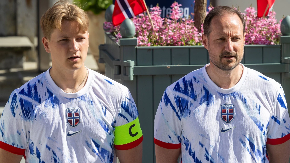 Selvom kronprins Haakon var med, tog prins Sverre Magnus styringen ...