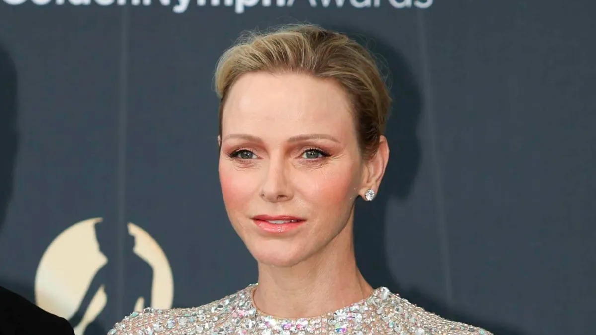 I selskab med store Hollywood-stjerner: Fyrstinde Charlene i glitter ...