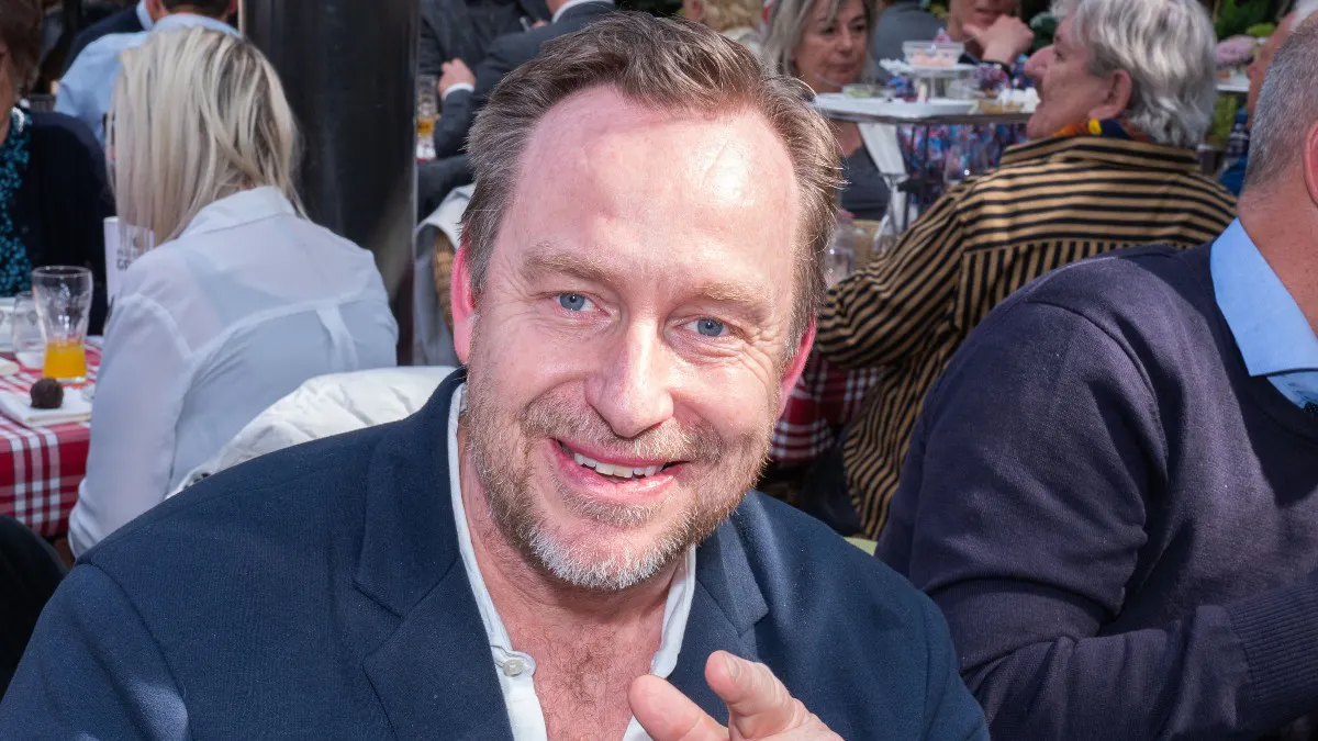 Adam Price hyggede sig til herlig smørrebrødsfest i Tivoli | BILLED-BLADET
