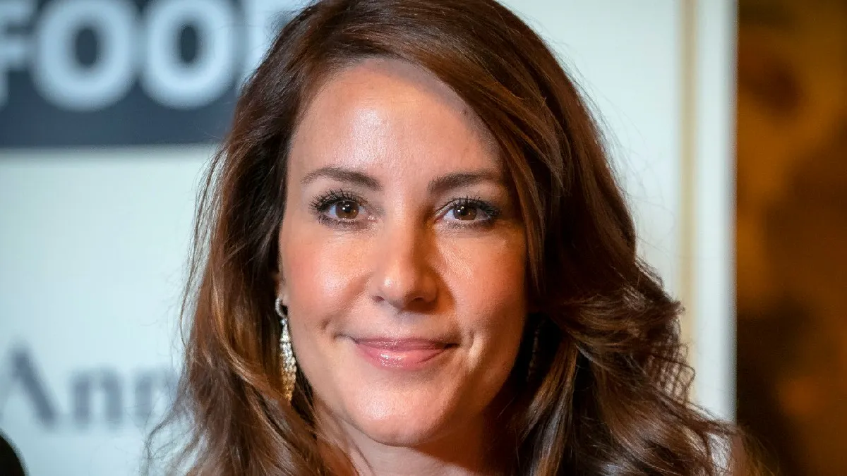 Festlig dag i Paris: Prinsesse Marie greb mikrofonen | BILLED-BLADET