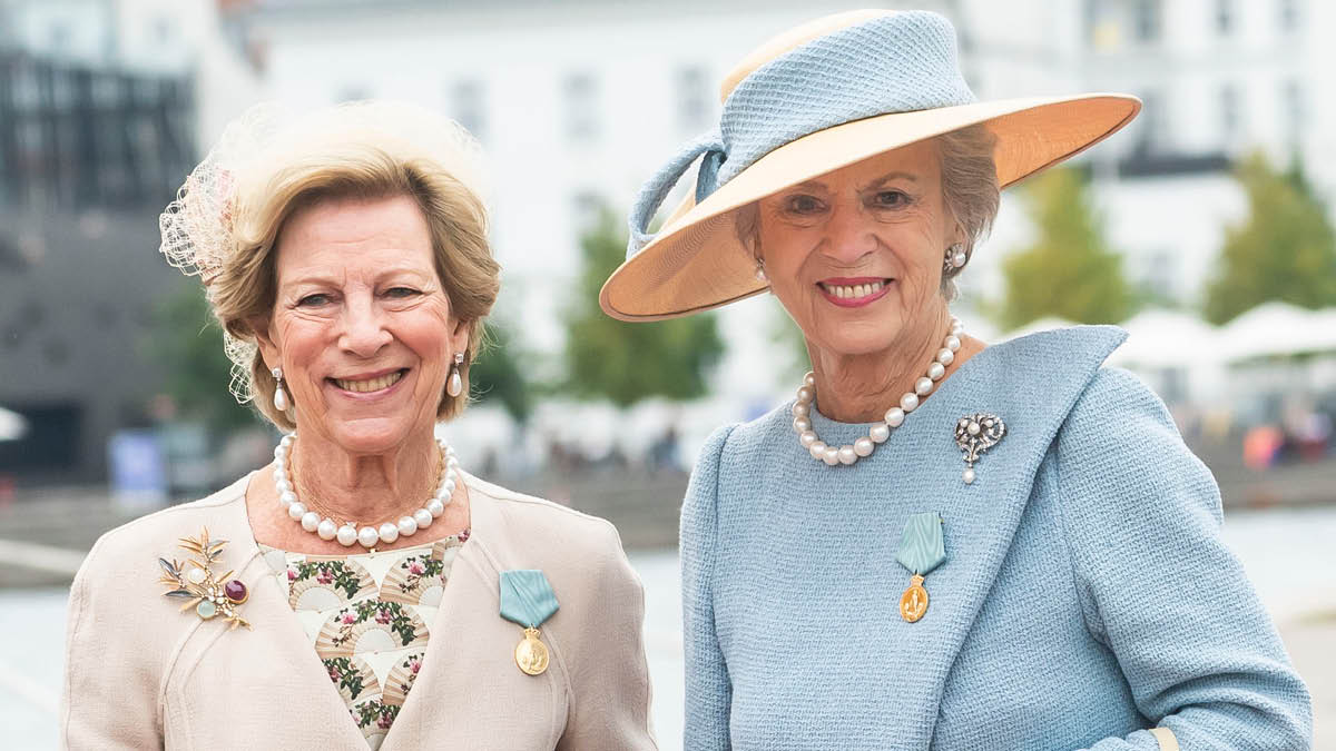 De flotteste detaljer: Dronning Anne-Marie og Prinsesse Benedikte smart ...