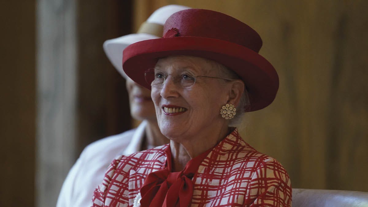Frokost på slottet: Dronning Margrethe nyder speciel dag i herligt ...