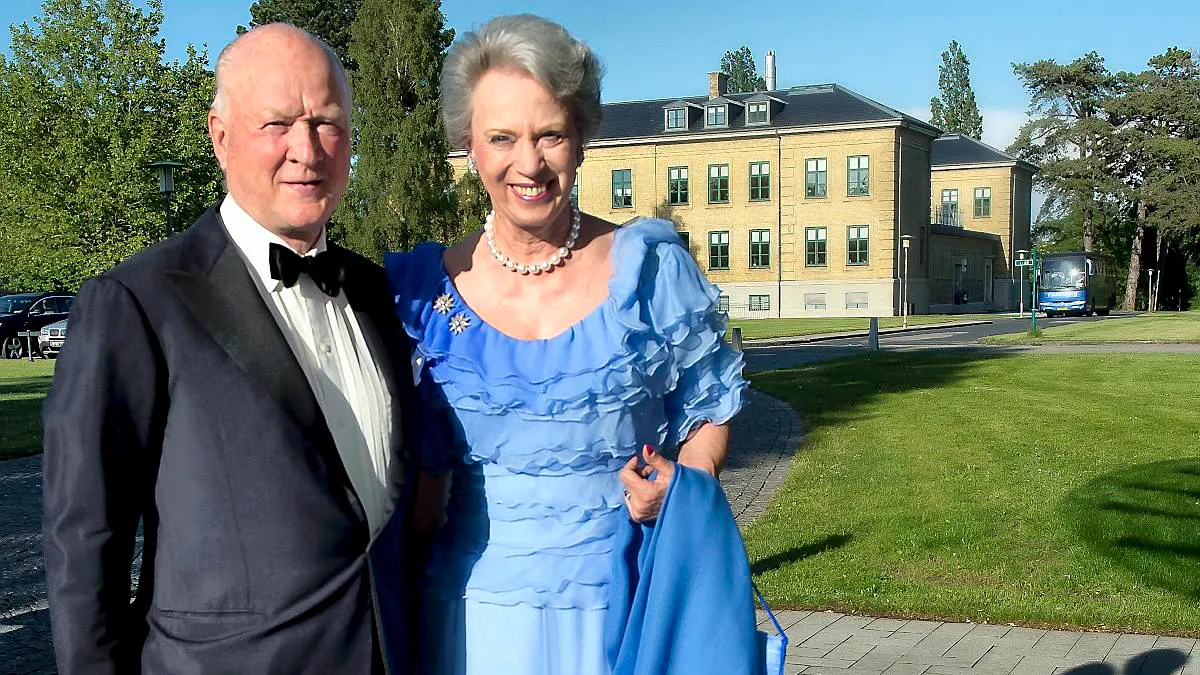 Prins Richard Hjemme Igen Efter Operationen BILLED BLADET Prins Richard Hjemme Igen Efter Operationen BILLED BLADET