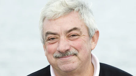 Johnny Reimar hjælper forældreløse børn | BILLED-BLADET
