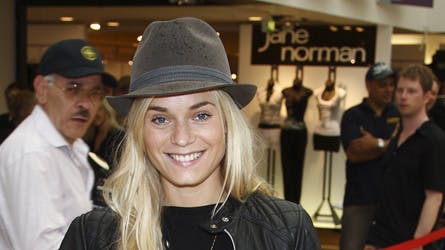 Laura Christensen venter med børn | BILLED-BLADET