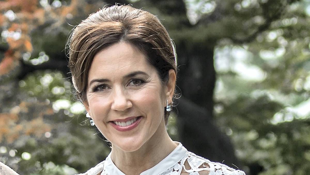 SE BILLEDERNE: Kronprinsesse Marys smukke outfits fra Japan | BILLED-BLADET