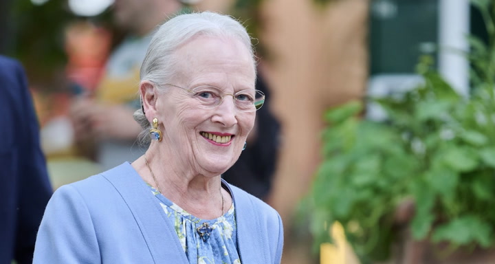 Sikke en overraskelse! Dronningens fest er allerede i gang | BILLED-BLADET